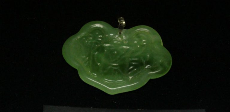 Man-made glass -Jadeite Simulant - Diamond, Jade & Gems